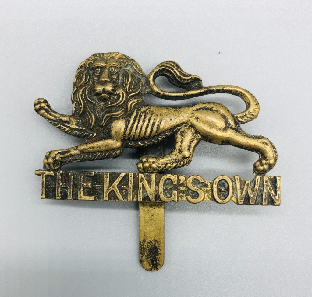 Kings Own Regiment Cap Badge I WW1 British Militaria & Cap Badges