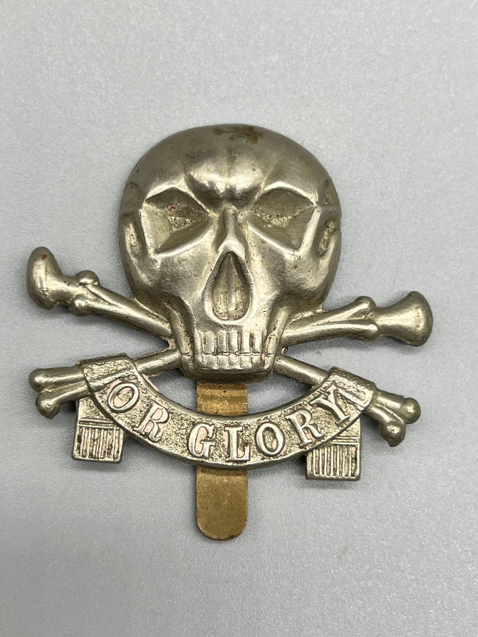 17th / 21st Lancers Cap Badge I WW1 & WW2 British Militaria Online Shop