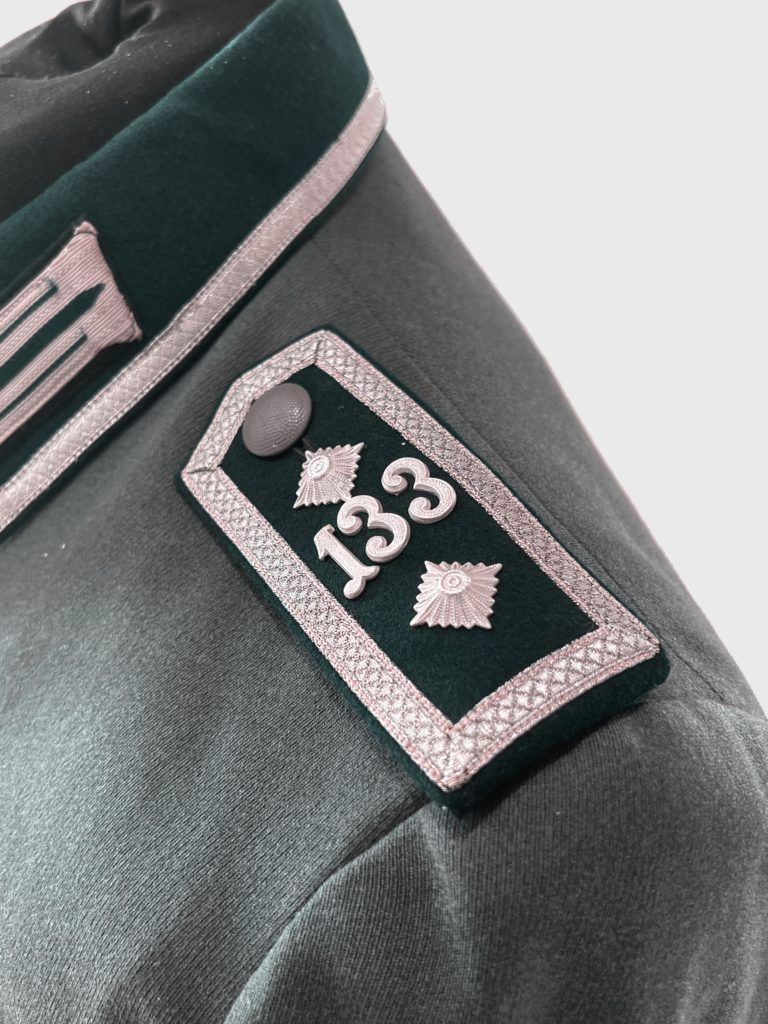 Heer Oberfeldwebel 133 Regiment Parade Tunic i WW2 Uniforms