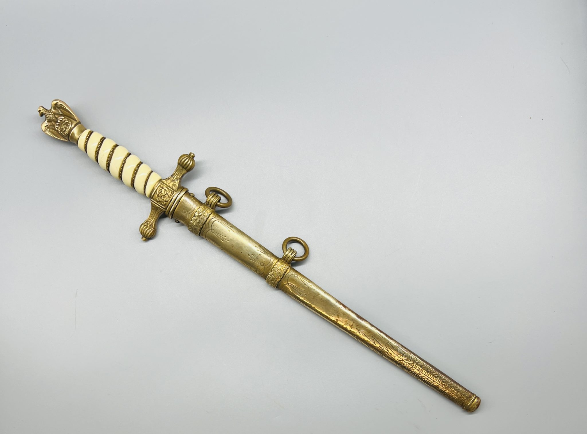 WW2 Kriegsmarine Officers Dagger by WKC I WW2 Militaria