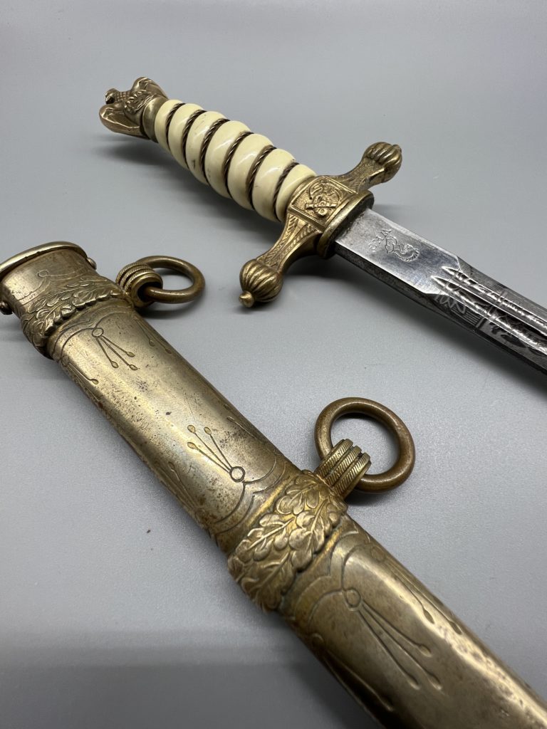 WW2 Kriegsmarine Officers Dagger by WKC I WW2 Militaria
