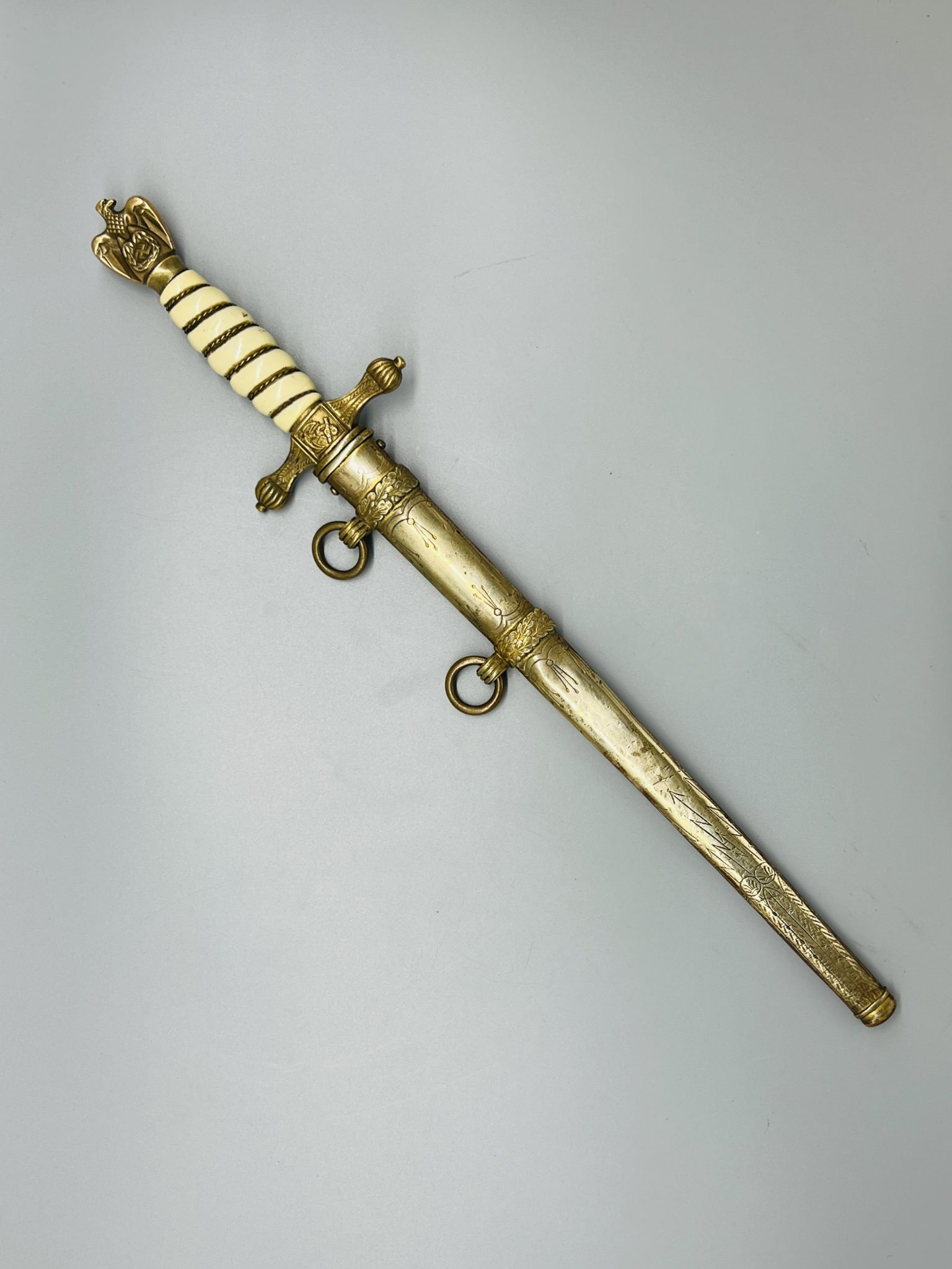 WW2 Kriegsmarine Officers Dagger by WKC I WW2 Militaria