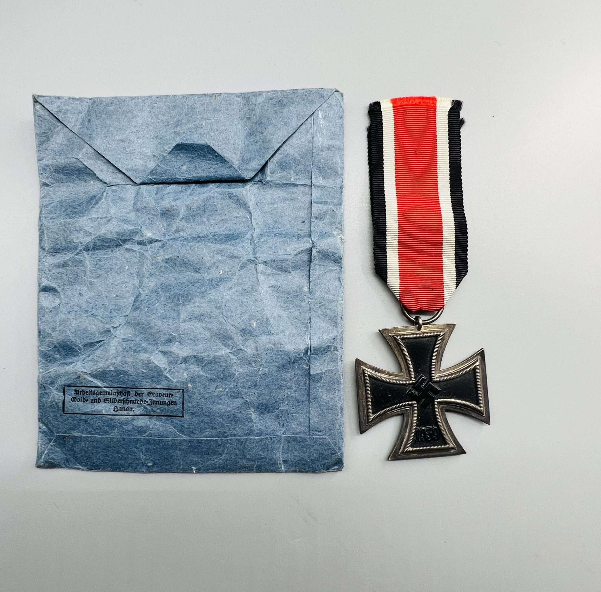 WW2 German Iron Cross 1939 EK2 With Presentation Packet