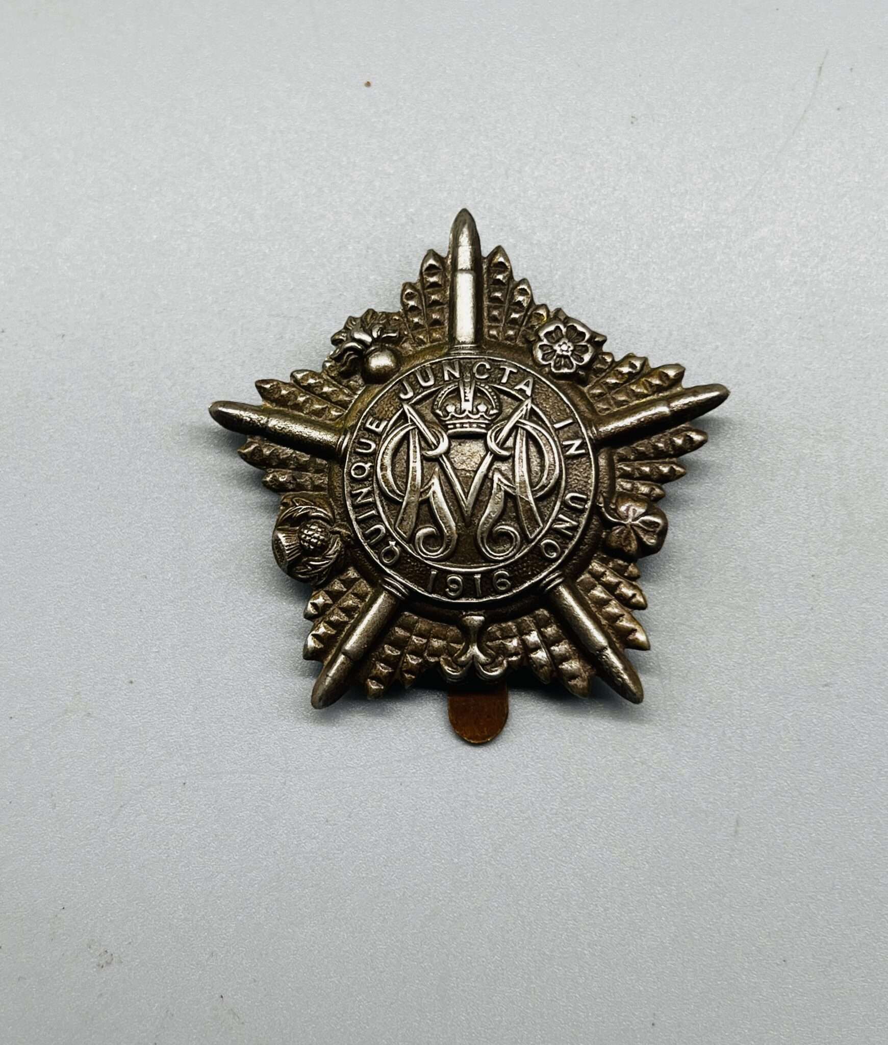 Guards Machine Gun Regiment Cap Badge I WW1 British Militaria