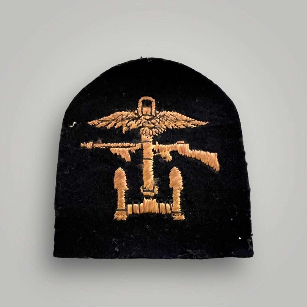 British WW2 Royal Navy Combined Operations Badge