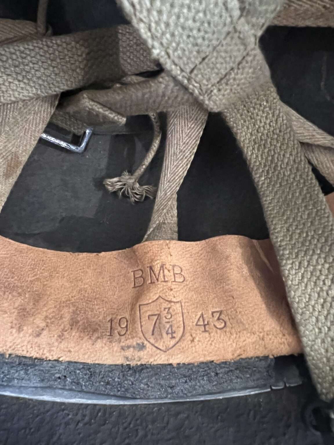 British WW2 Paratrooper Helmet MK2 Dated 1943